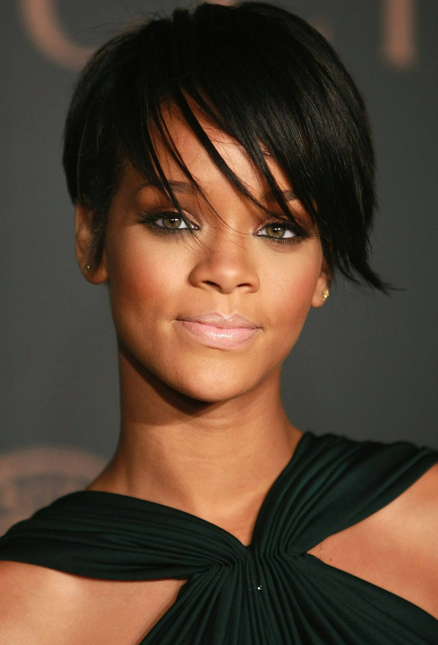 Rihannas Hair Evolution From 2005 To Now Grazia Beauty And Hair Grazia